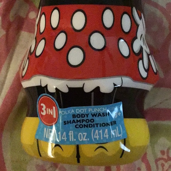 Disney | Hair | Minnie Mouse 3in Polkadot Punch Body Wash Shampoo ...